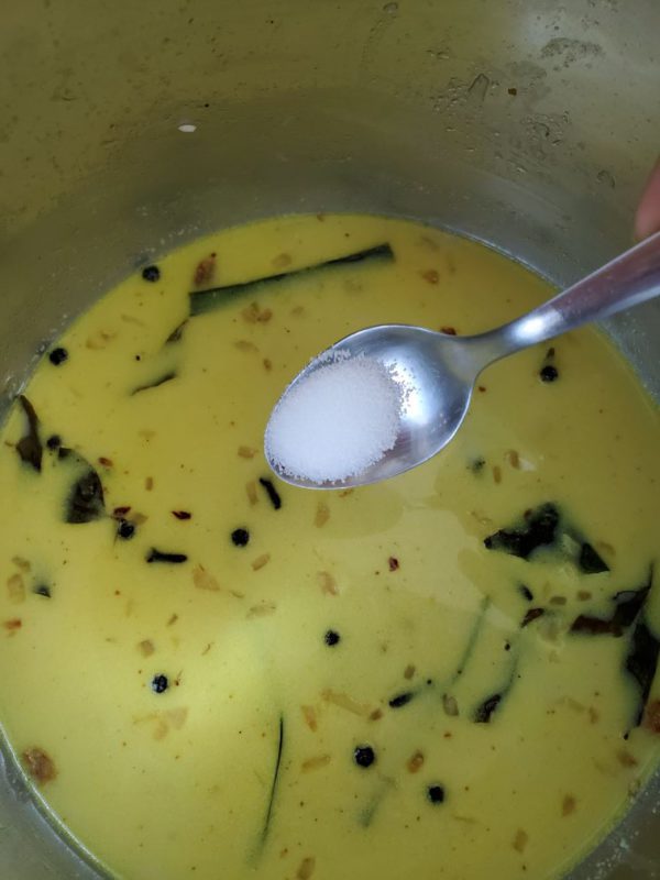 Easy Sri Lankan Yellow Rice - Hungry Lankan