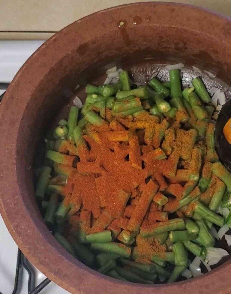 Sri Lankan Green Bean Curry - Hungry Lankan