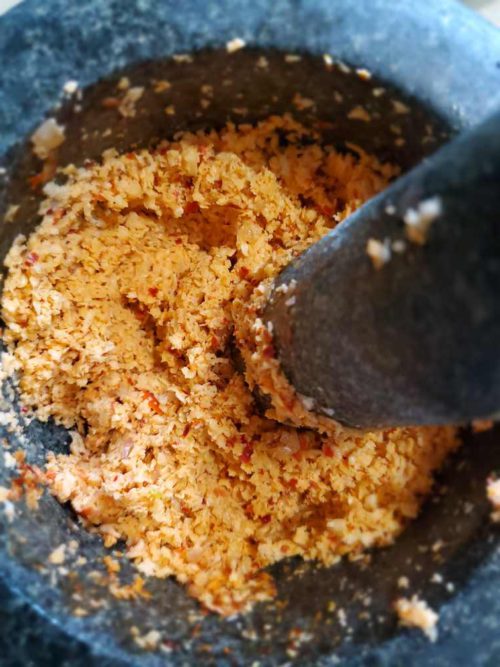 Sri Lankan Coconut Sambol - Hungry Lankan