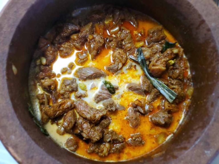 Sri Lankan Beef Curry - Hungry Lankan