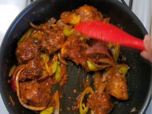 Sri Lankan Devilled Chicken - Hungry Lankan