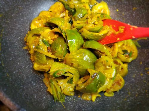 Stir-fried Thai Eggplants - Hungry Lankan