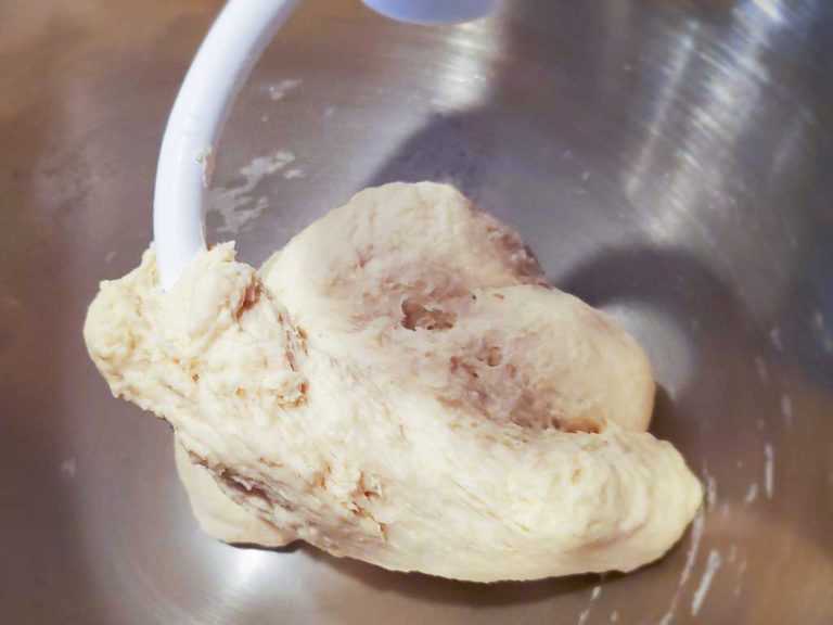 Sri Lankan Kimbula Buns - Hungry Lankan